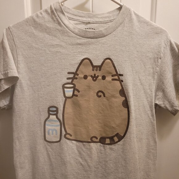 Pusheen | Shirts & Tops | Adorable Pusheen Tshirt Soft Comfy Perfect ...